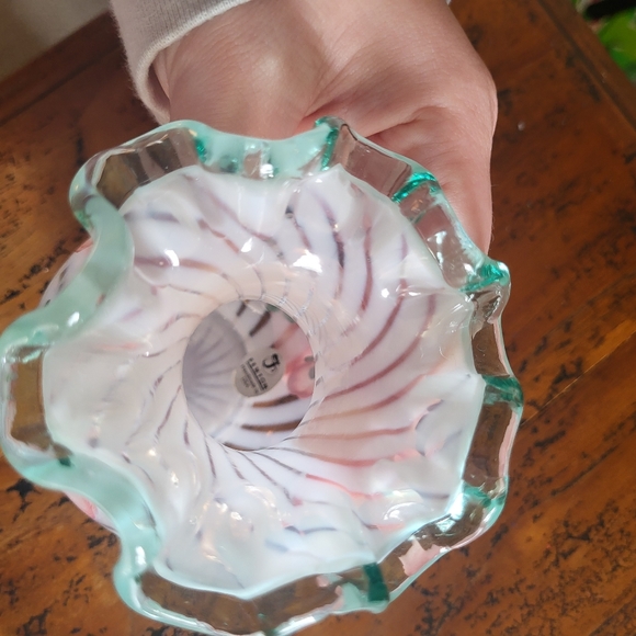 Fenton | Accents | Fenton Vase In The Meadow Beauty Collection Ruffled ...